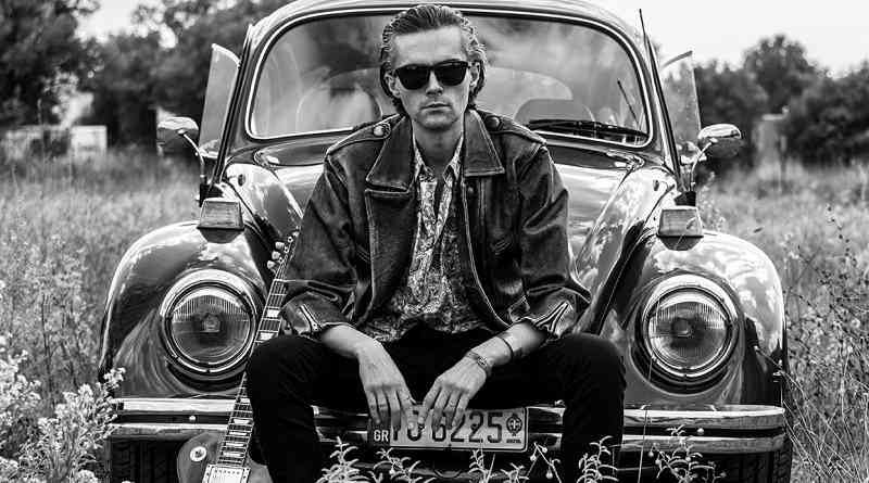 Ο Theo Nt στο Rock Attitude